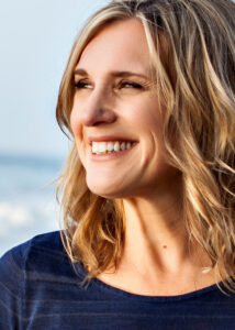 About Me – Kerry Lonsdale